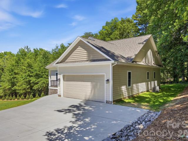 107 Meadow View Street