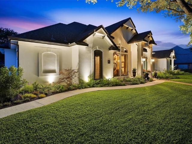 107 Nob Hill Lane