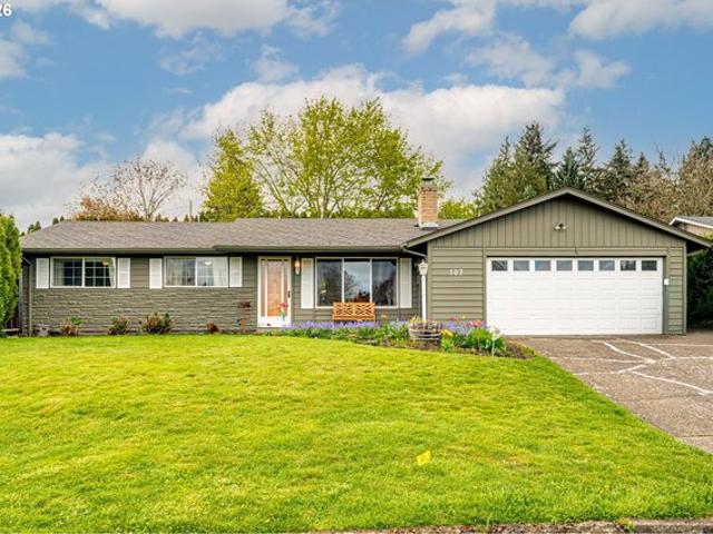 107 NW 102nd St, Vancouver, WA 98685