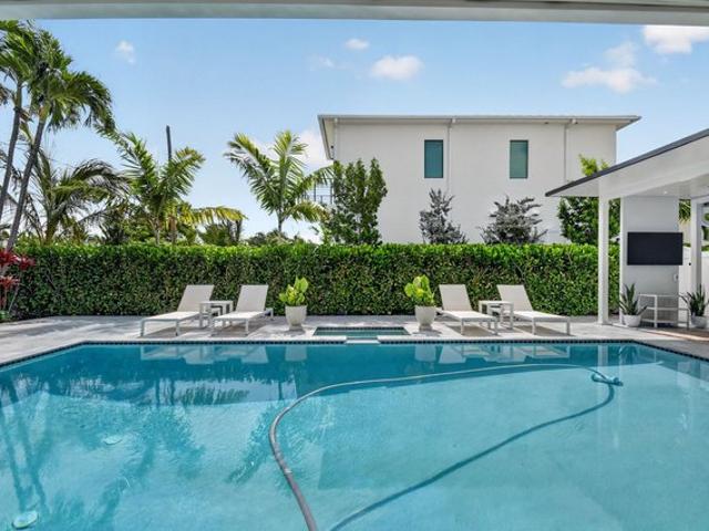 107 NW 17th St, Delray Beach, FL 33444