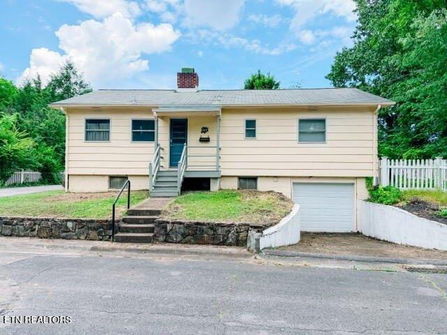 107 S Tampa Ln, Oak Ridge, TN 37830