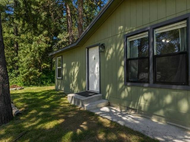 107 S Van Wyck Ave, Cascade, ID 83611