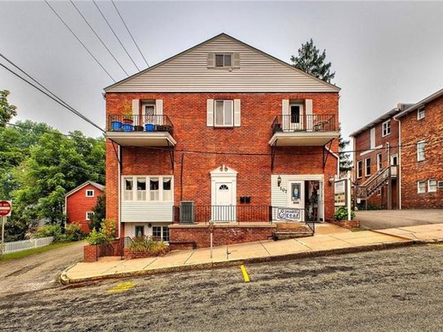 107 S Clair St, Ligonier, PA 15658