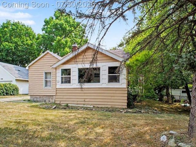 107 S Oak St, Durand, MI 48429