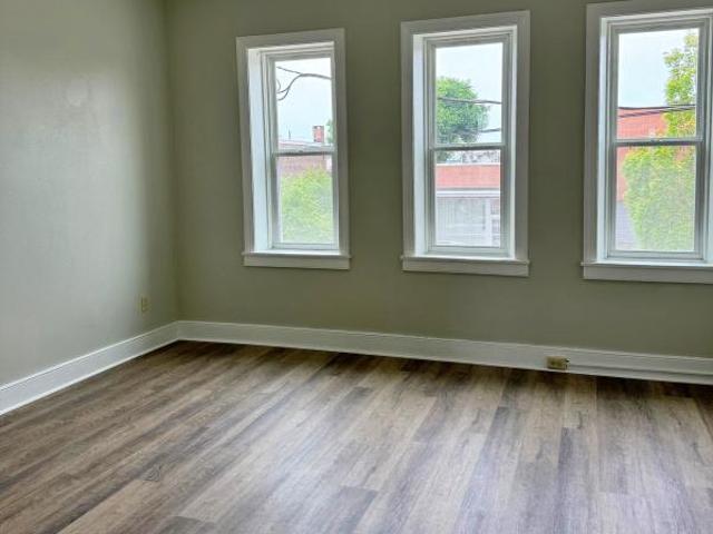 107 S Queen St, Unit 2, York, PA 17403 | MLS #PAYK2100 | Compass
