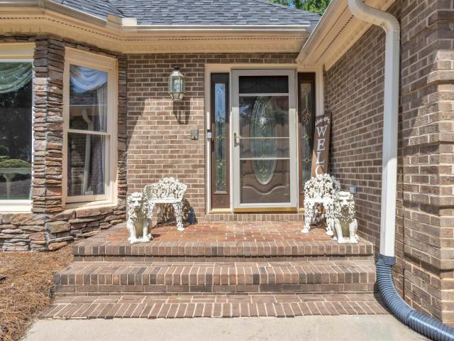 107 South Pointe Court