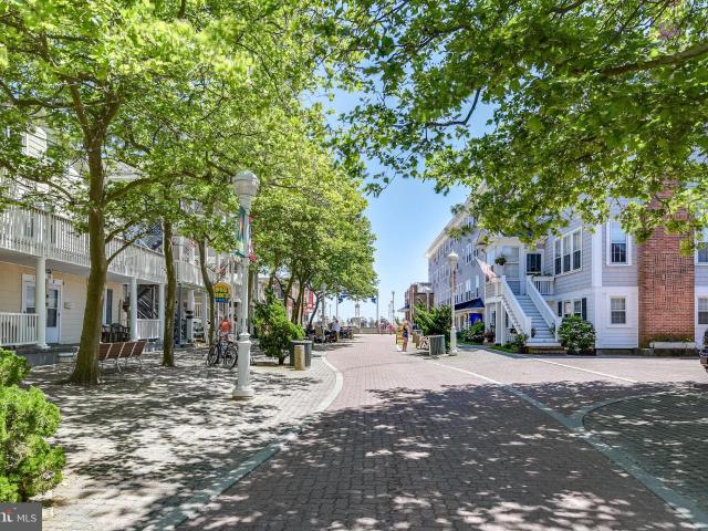 107 Somerset St, Unit 102, Ocean City, MD 21842 | Compass