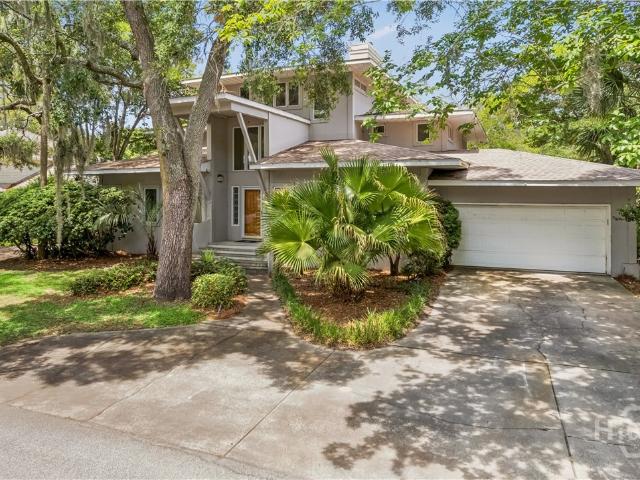 107 Sandcastle Way