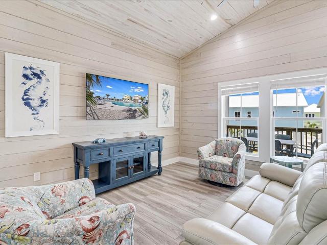107 Seven Palms Drive