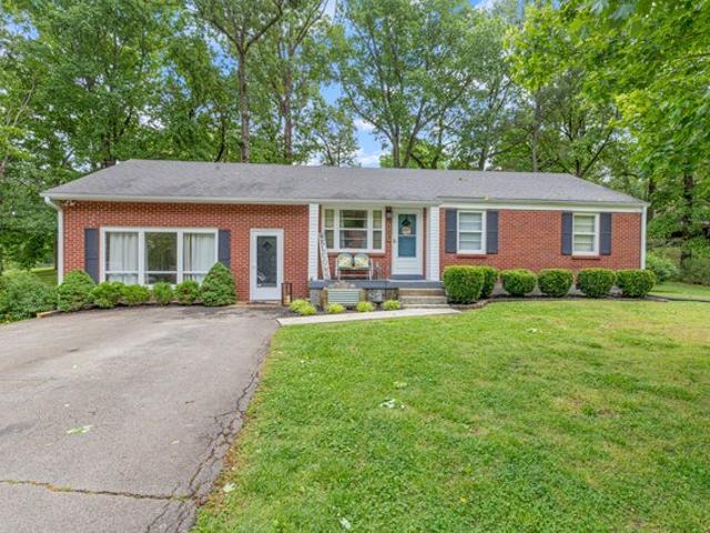 107 Shady Hill Rd, Dickson, TN 37055