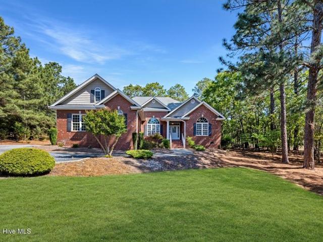 107 Sheroff Ln, West End, NC 27376