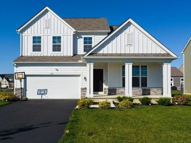 107 Silver Pine Ln, Lewis Center, OH 43035