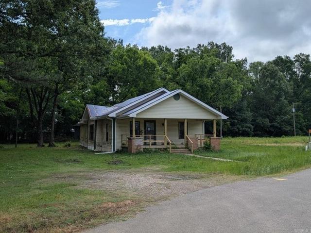 107 Silver St, Mineral Spgs, AR 71851
