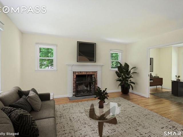 107 Silver Spring Rd, Ridgefield, CT