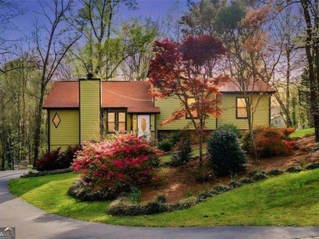 107 Spring Way, Woodstock, GA 30189