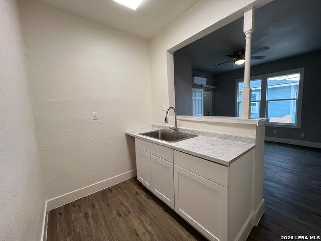 107 Stanley Ct, Unit 4