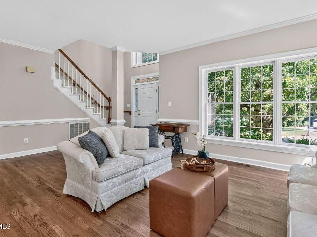 107 Stansbury Court