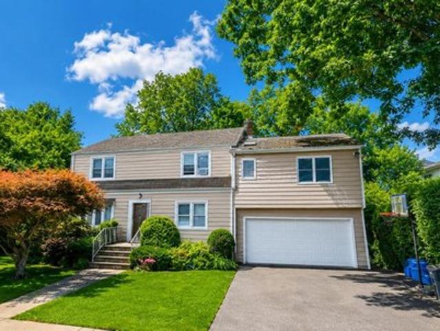 107 Sterling Ave, Harrison, NY 10528