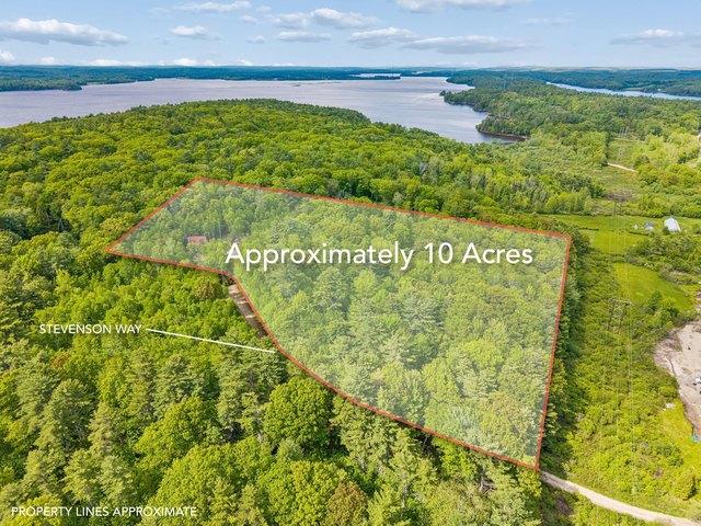 107 Stevenson Way, Bath, ME 04530