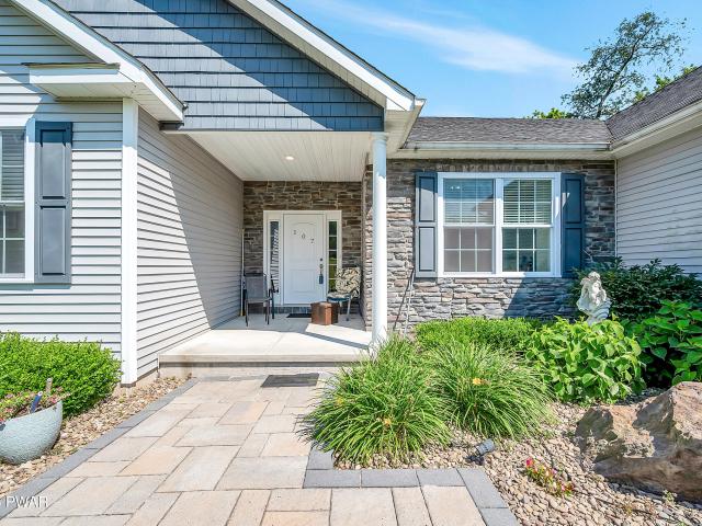 107 Stonefield Drive