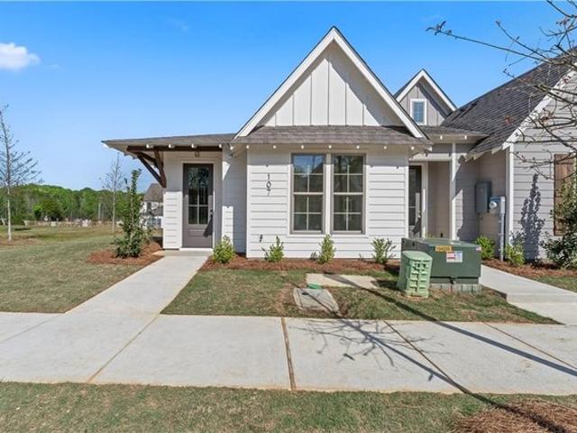 107 Summer St, Opelika, AL 36804