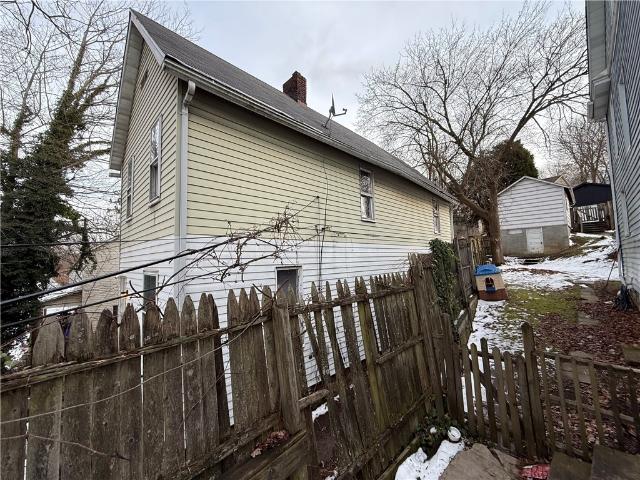107 Sumner Ave