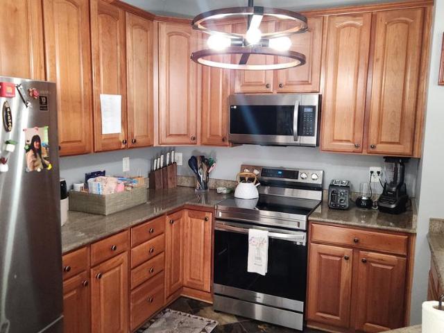 107 Swallow Pointe Court