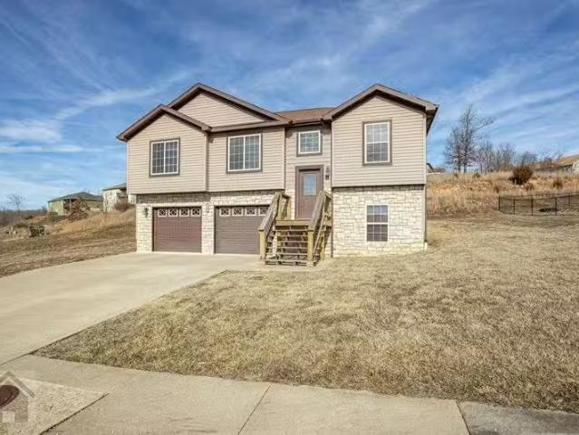 107 Sycamore Drive, Saint Robert, MO 65584 648188684