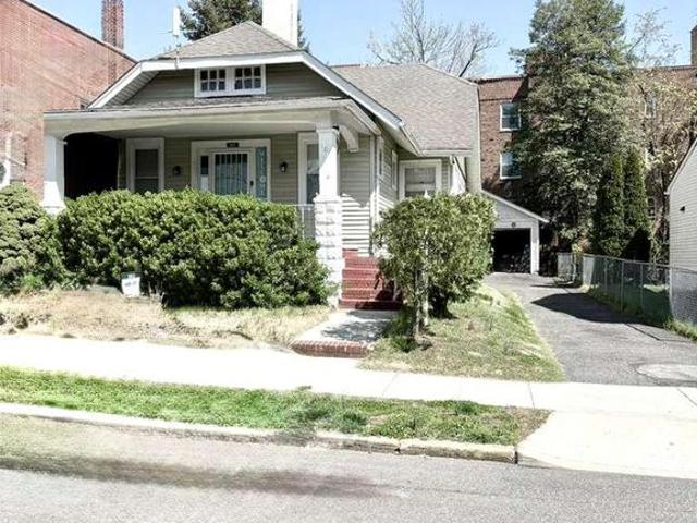 107 Poplar Avenue