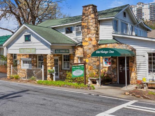 107 Paces Run, Unit 107, Atlanta, GA 30339 | MLS #7731