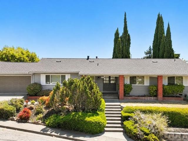 107 Palomar Ln, Vallejo, CA 94591