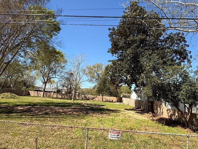 107 Penick Rd, Waller, TX 77484 | MLS #47538