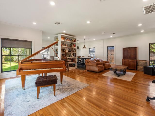 107 Pershing Avenue