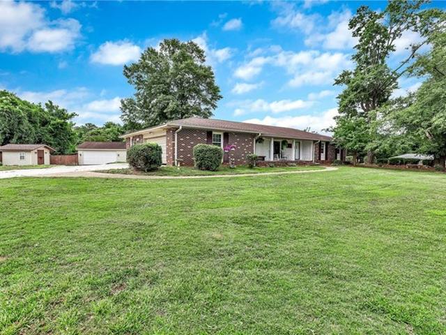 107 Pine Bark Rd, Anderson, SC 29625