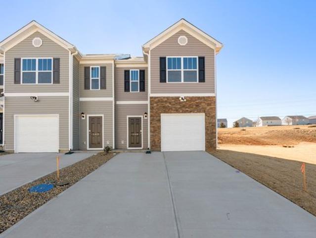 107 Pleasant Woods Trl, Greenville, SC 29605