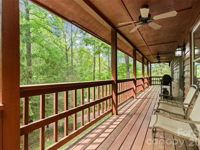 107 Pretty View Lane