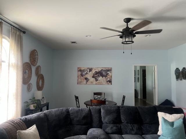 107 Rosewood Dr