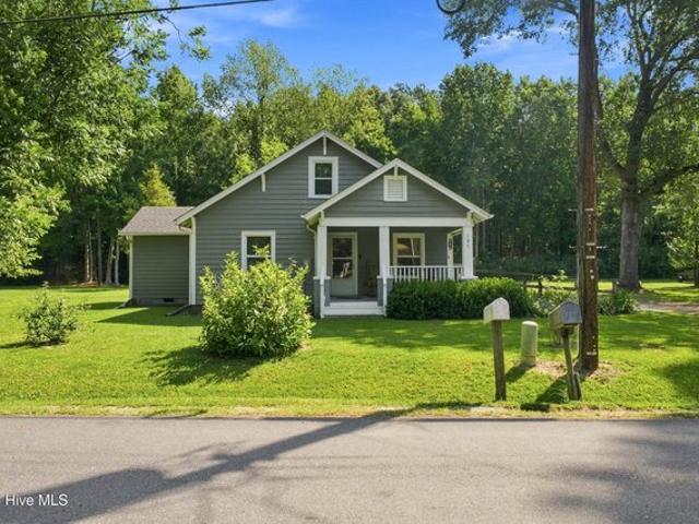 107 Ray Farmer Rd, Aulander, NC 27805