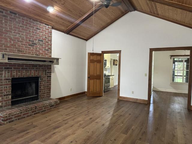 107 Rainbow Drive