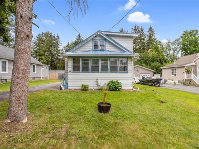 107 Randall Ter, North Syracuse, NY 13212