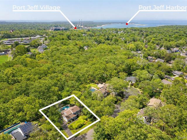 107 Red Oak Court