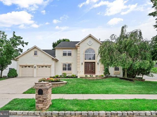 107 Renaissance Dr, Cherry Hill, NJ 08003