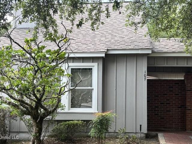 107 River Pl # 1, Jackson, MS 39211