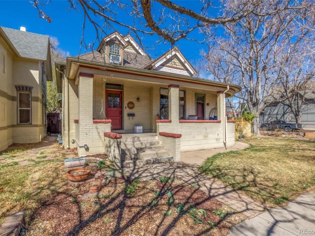 107 W Cedar Avenue