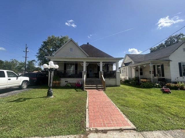 107 W Lincoln St, Harrisburg, IL 62946