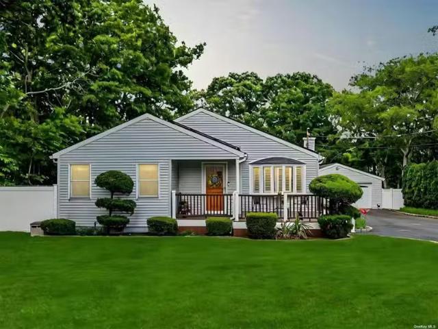 107 WOOD RD, CENTEREACH, NY 11720 Single Family Residence For.