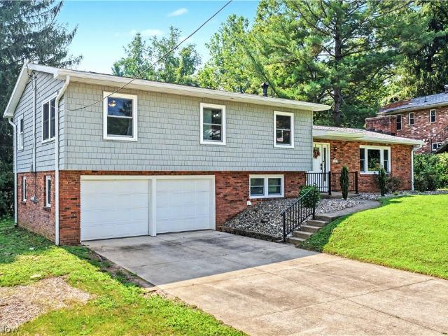 107 Woodcrest Drive