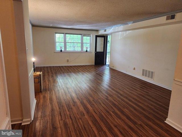 107 Woodstream Dr Unit CONDO107, West Norriton, PA 19403
