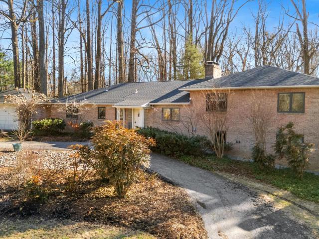 107 Walnut Ridge Rd, Greenville, DE 19807 | MLS #DENC2097 | Compass