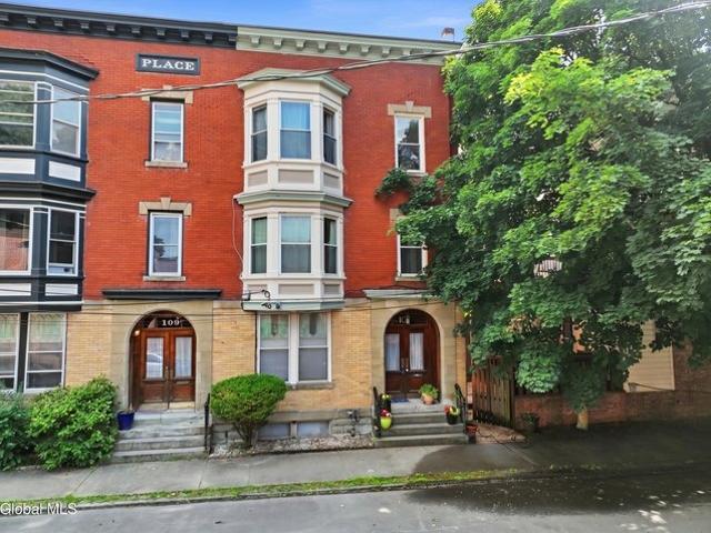 107 Washington St, Troy, NY 12180